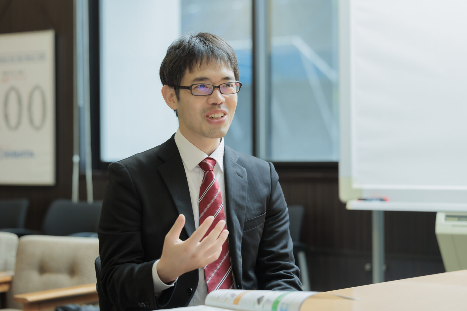 実験器具をオーダーメイドも可能!?老舗理化学機器メーカーで起こすコラボレーション | Co-LABO MAKER導入事例集